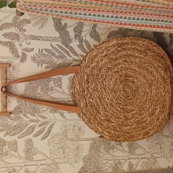 Universal Thread | Bags | Universal Thread Straw Tote | Poshmark